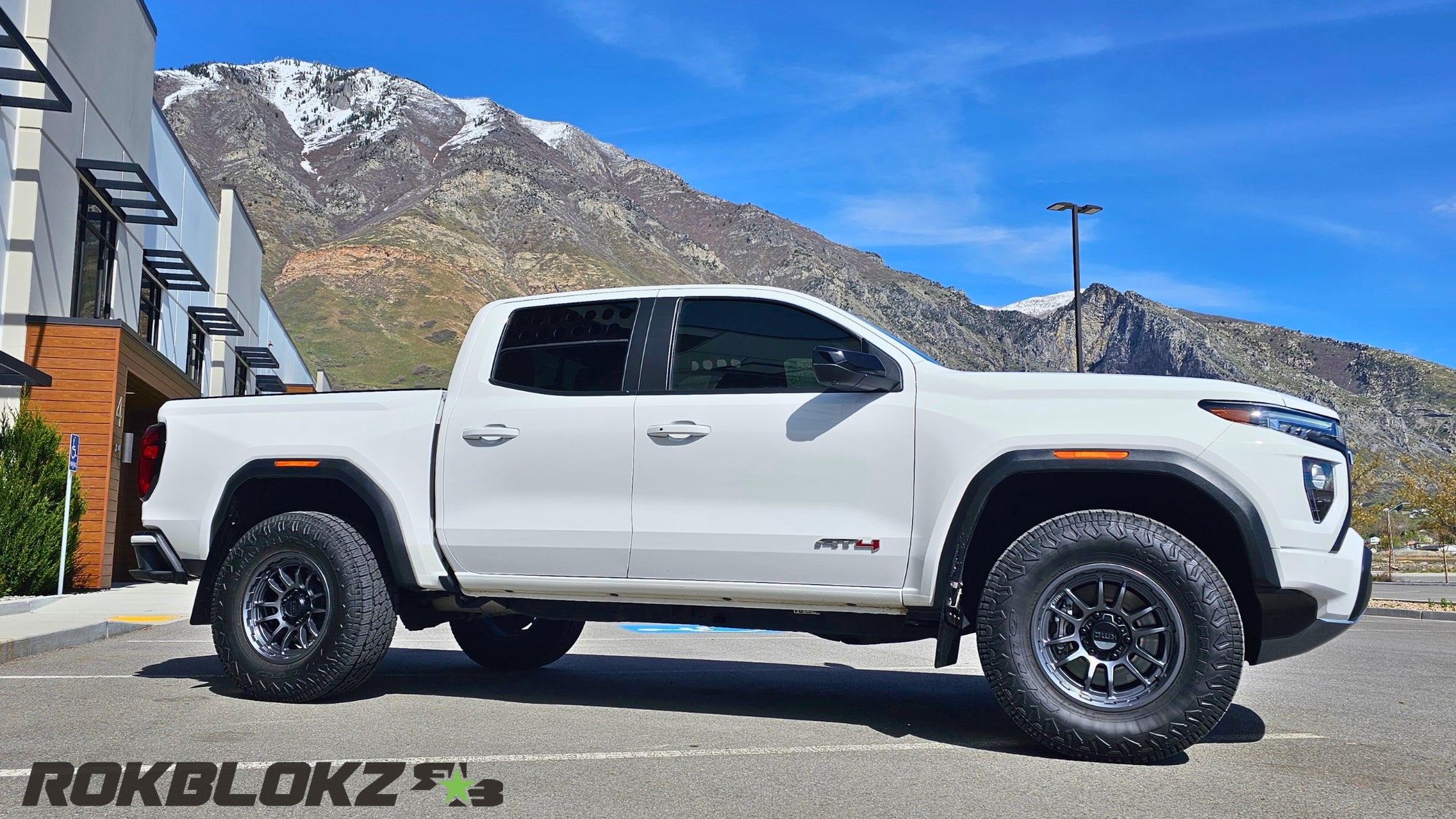 GMC Canyon 2023+ Window Vents — RokBlokz